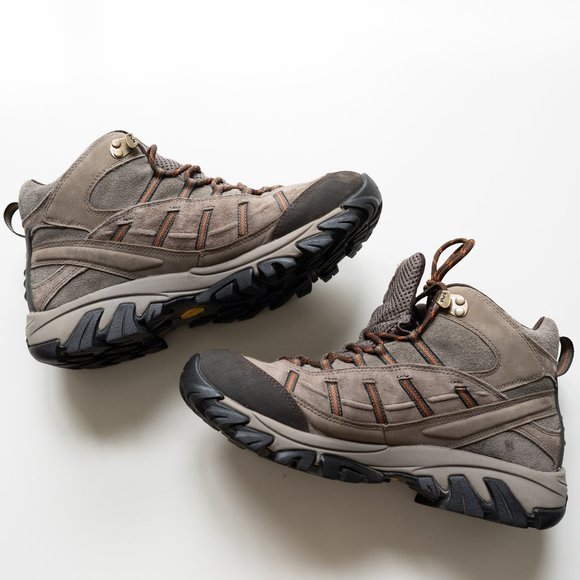 Merrell | Shoes | Merrell Boulder Mid Hiking Boots Vibram Soles Mens 85 ...
